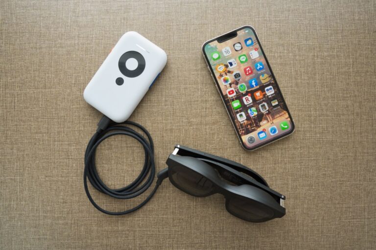 ARグラスをもっと身近に！「XREAL Beam」レビュー｜使い方やiPhone & Switchとの連携方法も紹介 | cotolia