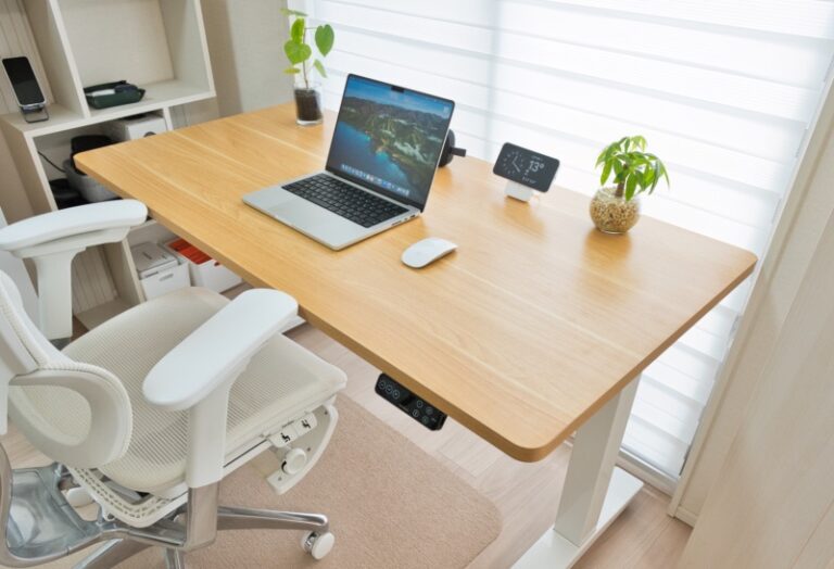 電動昇降式デスク『FlexiSpot E7H』レビュー｜進化したコの字型フレームで安定感が向上 | cotolia