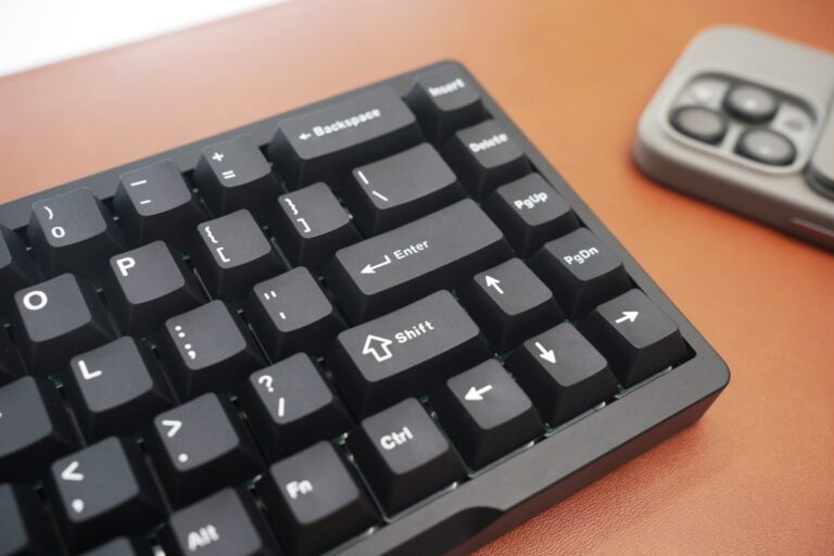 『EPOMAKER Magforce 68』レビュー｜普段使いにも最適な高性能ゲーミングキーボード | cotolia